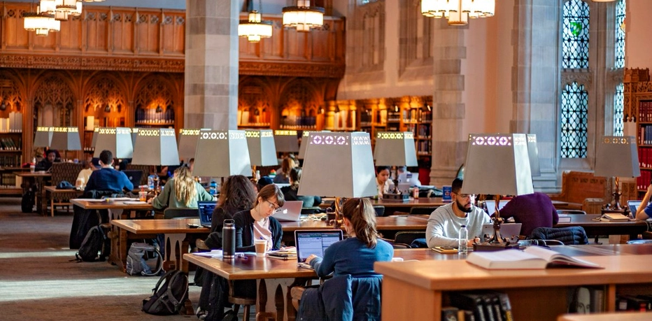 The University of Yale - جامعة ييل