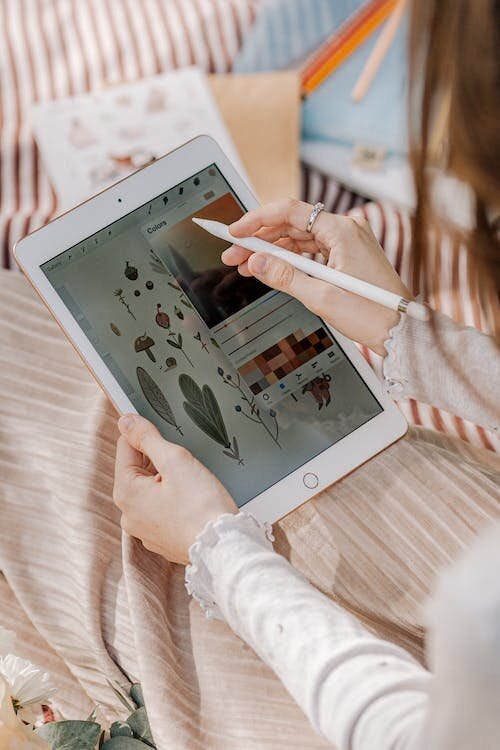 Workshop for Emirates Nationals: Digital drawing using Procreate by ...